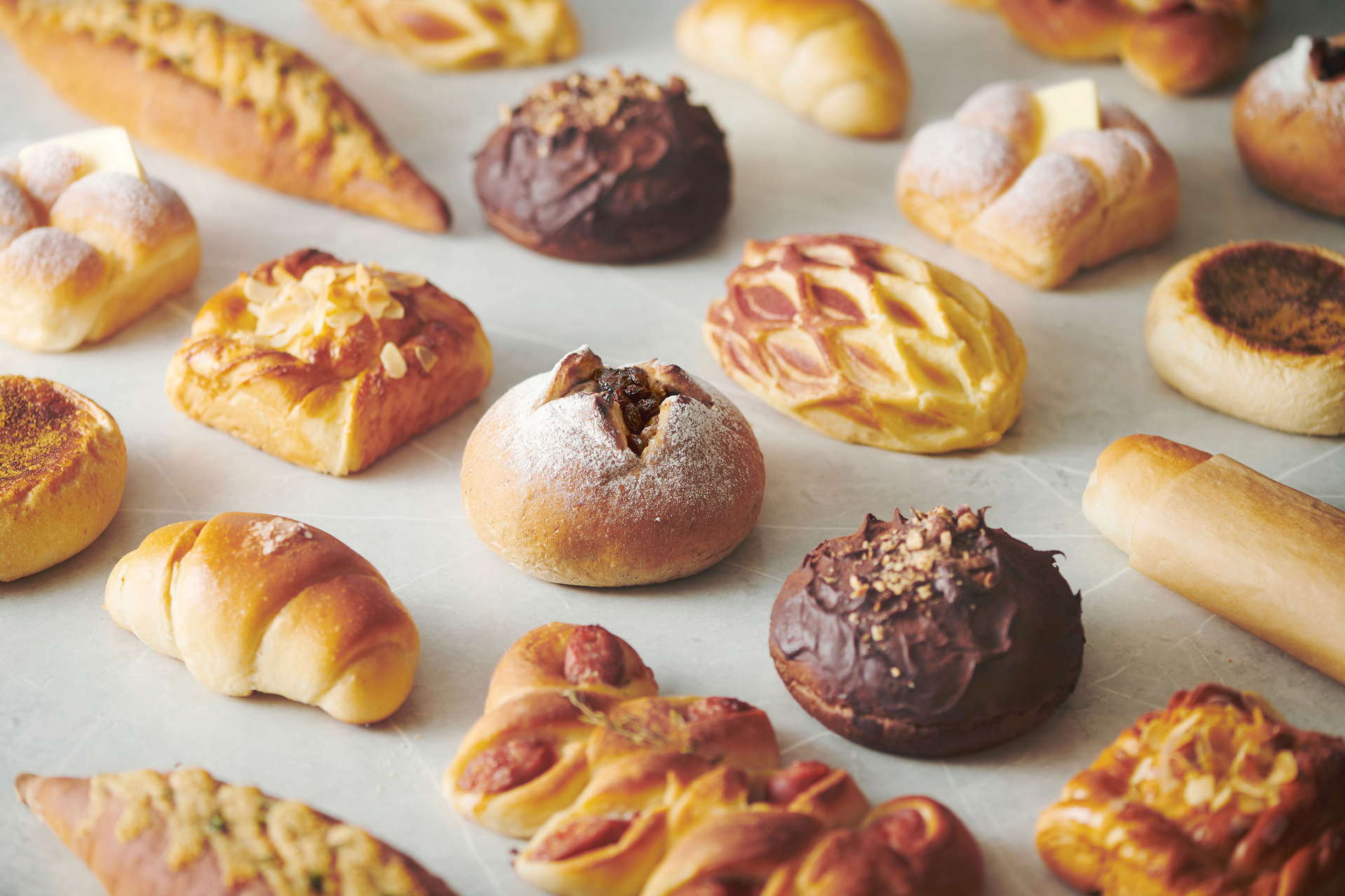 Maxim's - Cakes and Bakeries